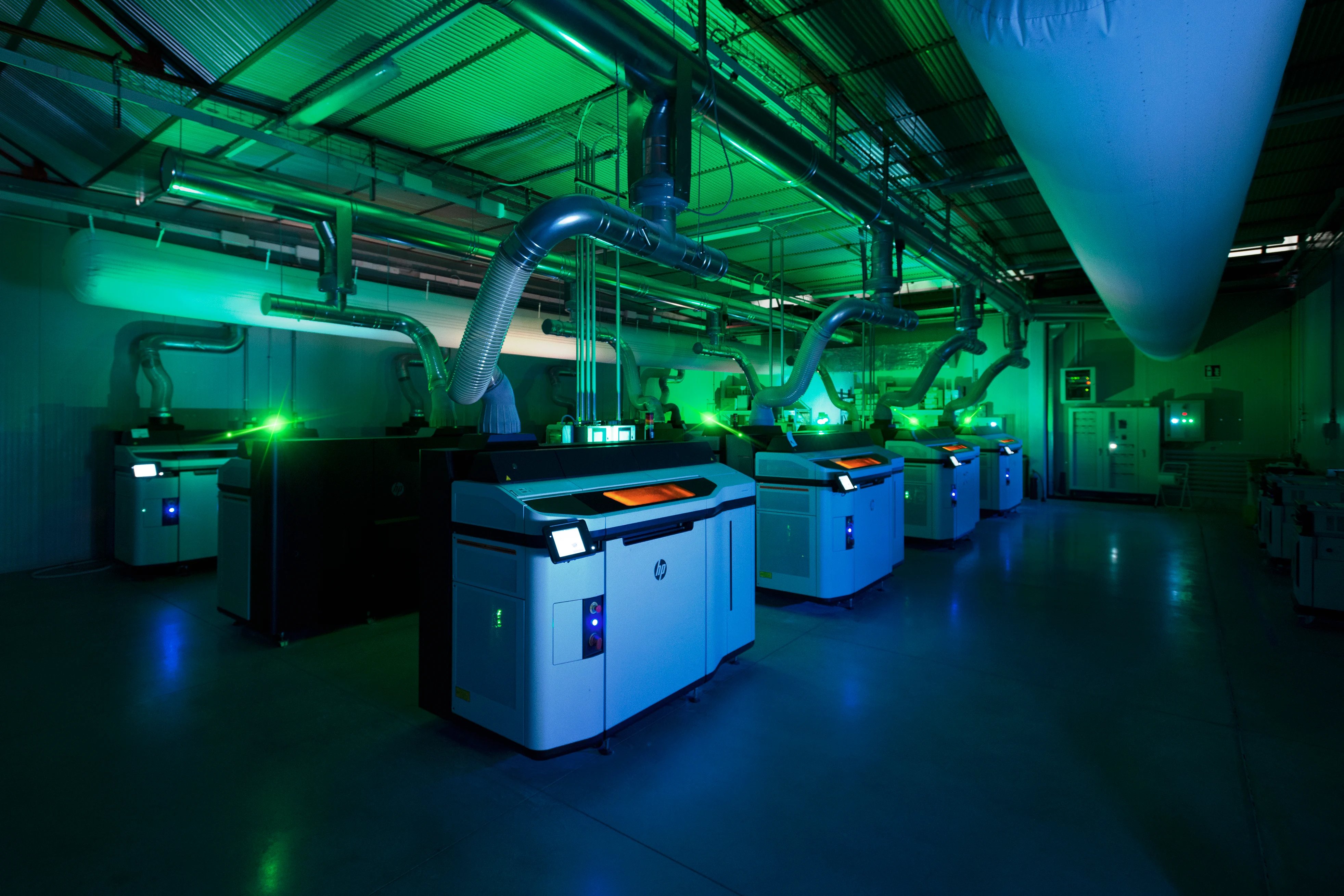 The New HP MJF 5620 Pro 3D Printers of Weerg