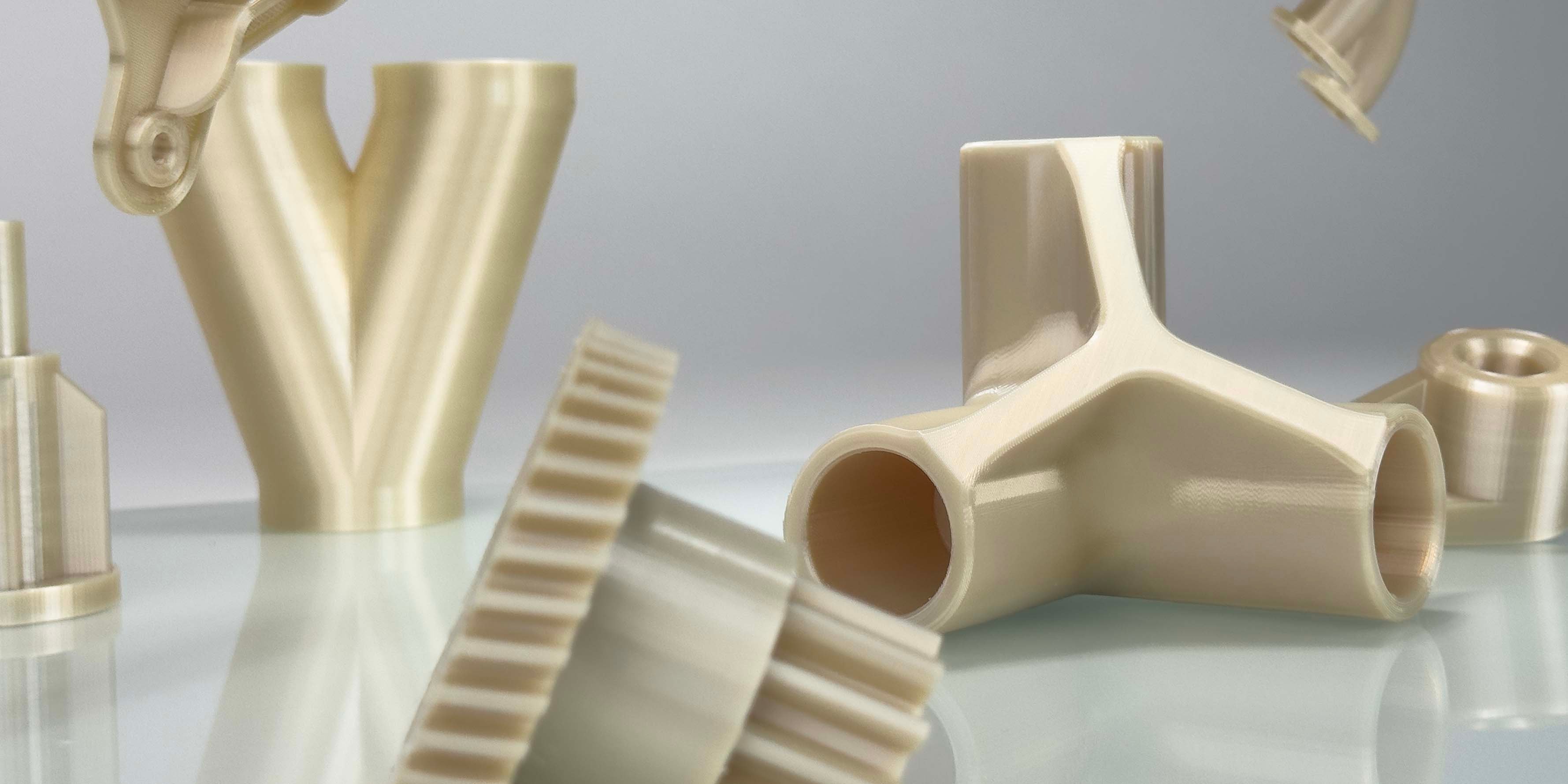 3D Printing with PEI (Polyetherimide): Features, Applications and Tips